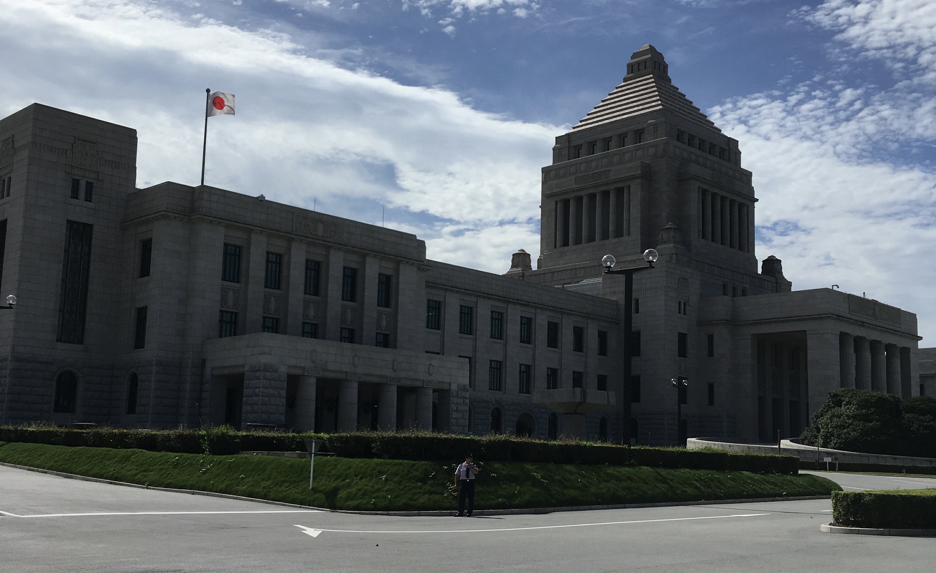 The Basics of Japanese Politics: What Role Does the Diet Play? How Many ...